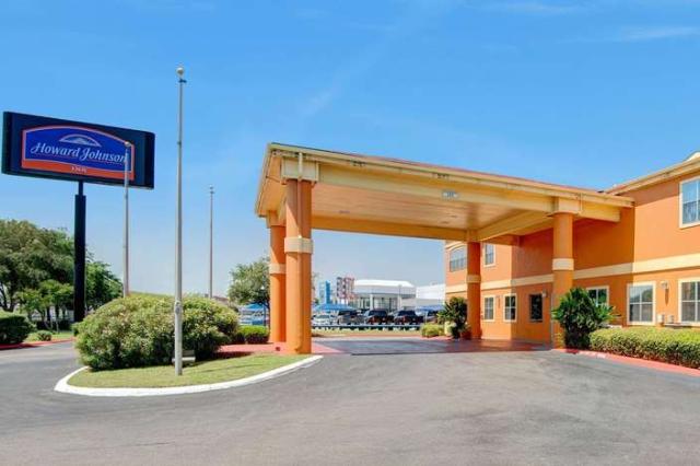TopAtlântico | Howard Johnson Express Inn - San Antonio, San Antonio TX ...